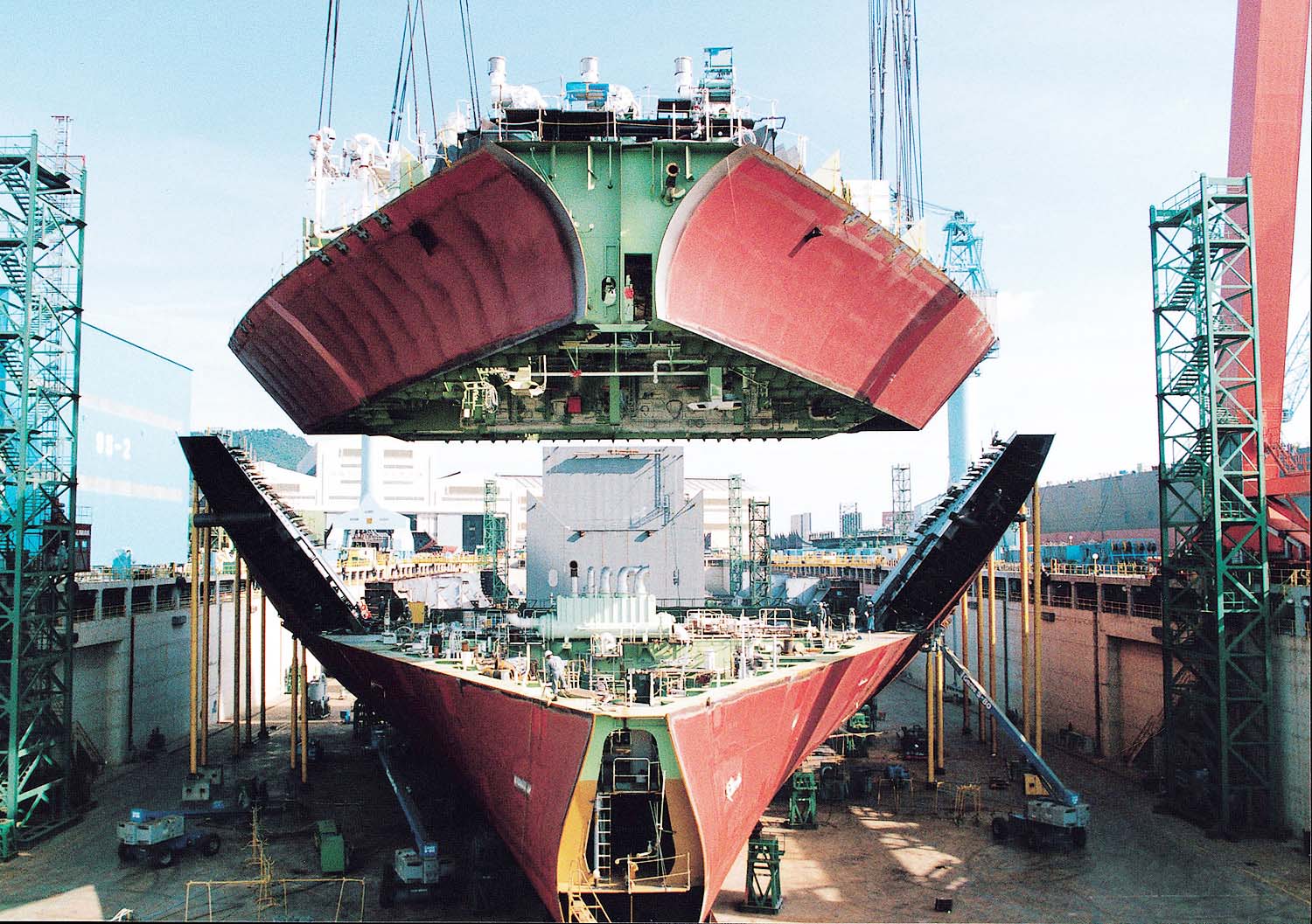 Δάνειο για ναυπήγηση 3 container ships έλαβε η Shanghai Waigaoqiao ...