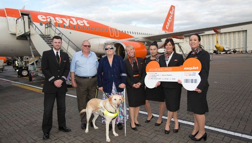 Καινοτομεί η Easy Jet στη διαχείριση ατόμων με ειδικές ανάγκες στις ...