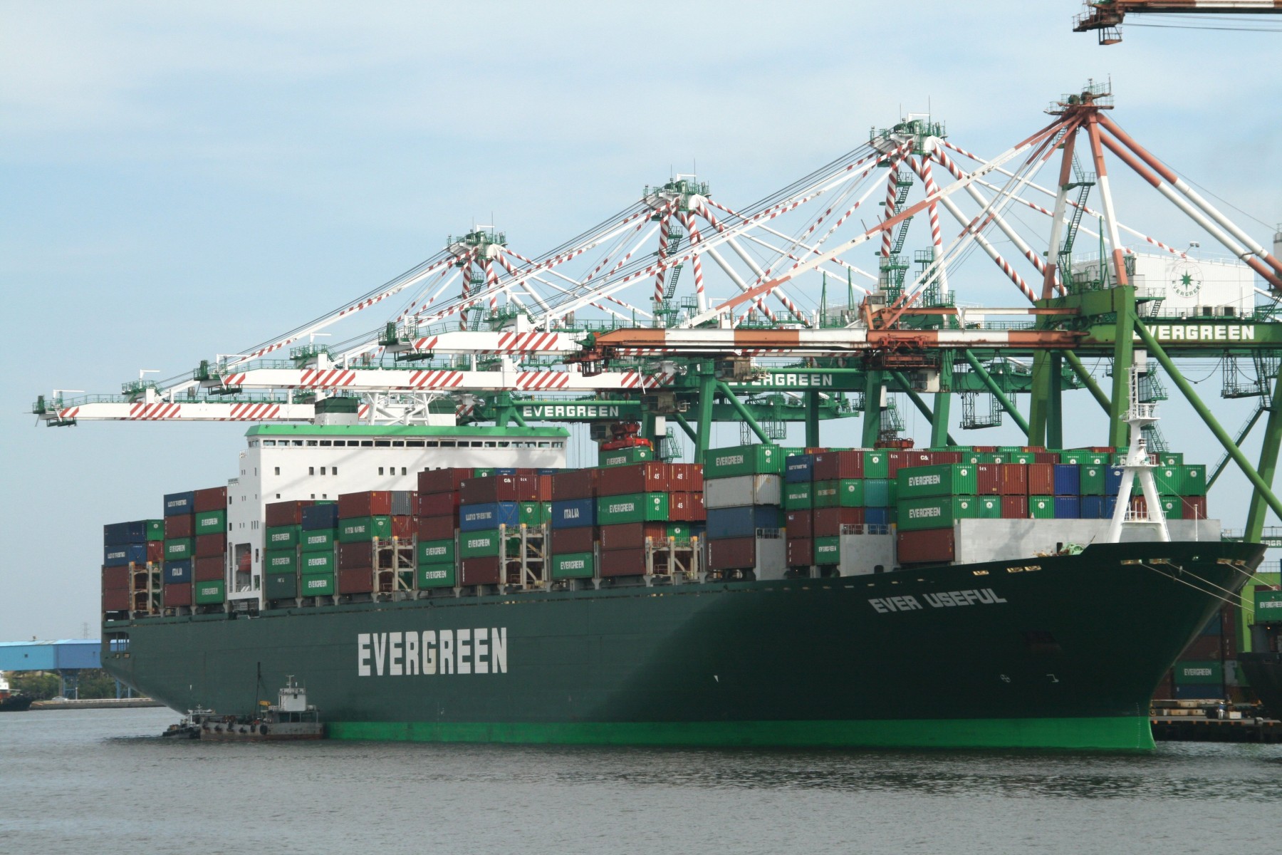 Η Evergreen προχωρά στη ναυπήγηση οκτώ νέων containerships - Ναυτικά ...