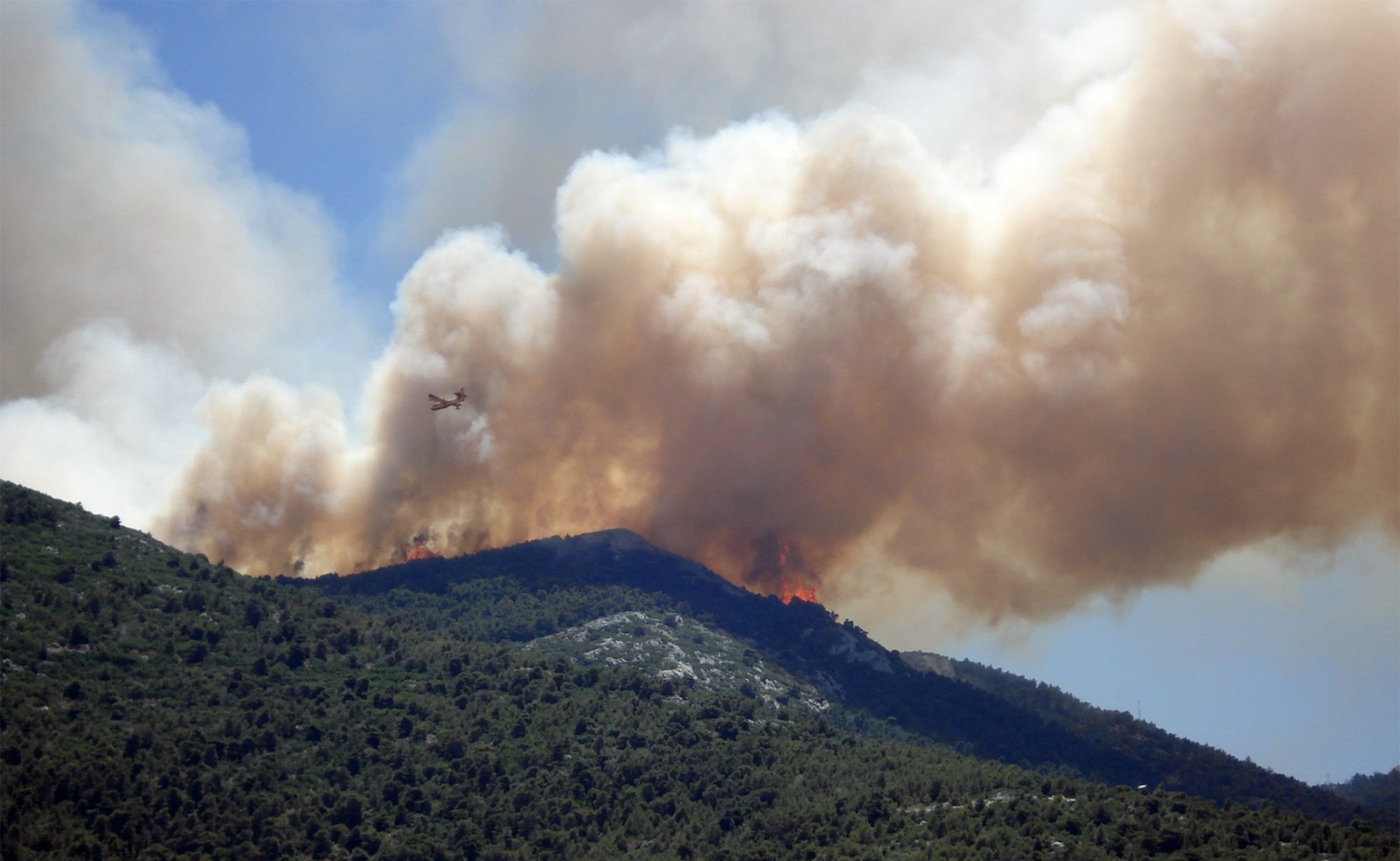 Το Λύρειο Παιδικό Ίδρυμα «θύμα» της πύρινης λαίλαπας - Ναυτικά Χρονικά