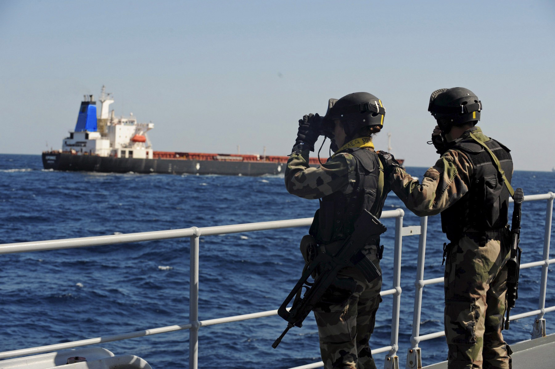Ληστρική επίθεση σε ελληνόκτητο πλοίο - Ναυτικά Χρονικά