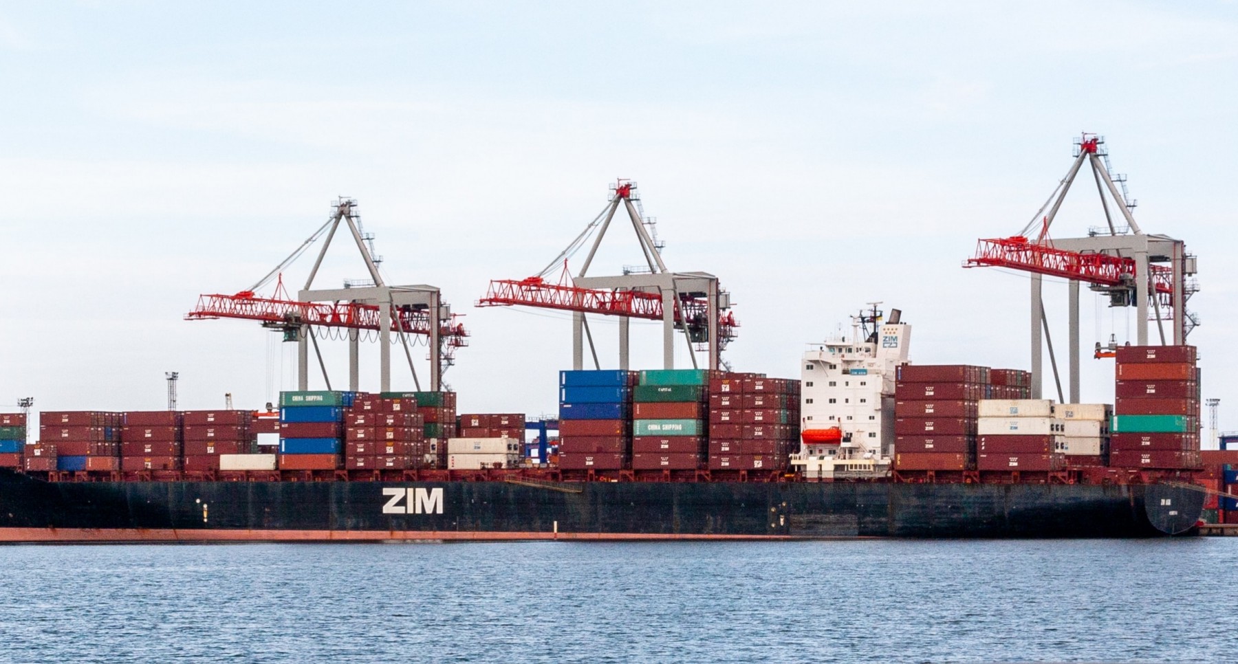 ZIM-Seaspan: Συμφωνία για τη μακροχρόνια ναύλωση δέκα containerships ...