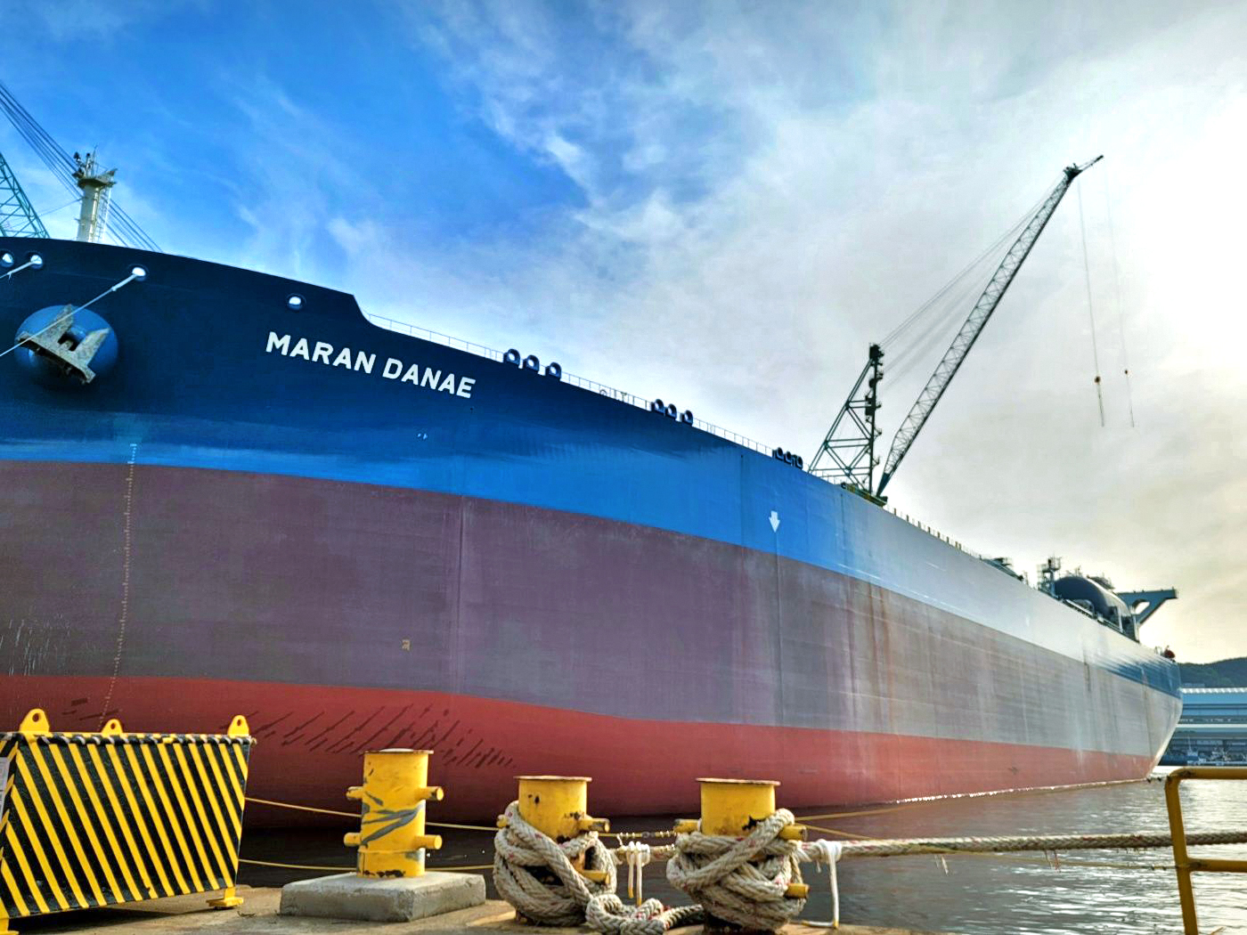 «ΜΑΡΑΝ ΔΑΝΑΗ»: Με ελληνική σημαία το νεότευκτο VLCC της Maran Tankers | Ναυτικά Χρονικά