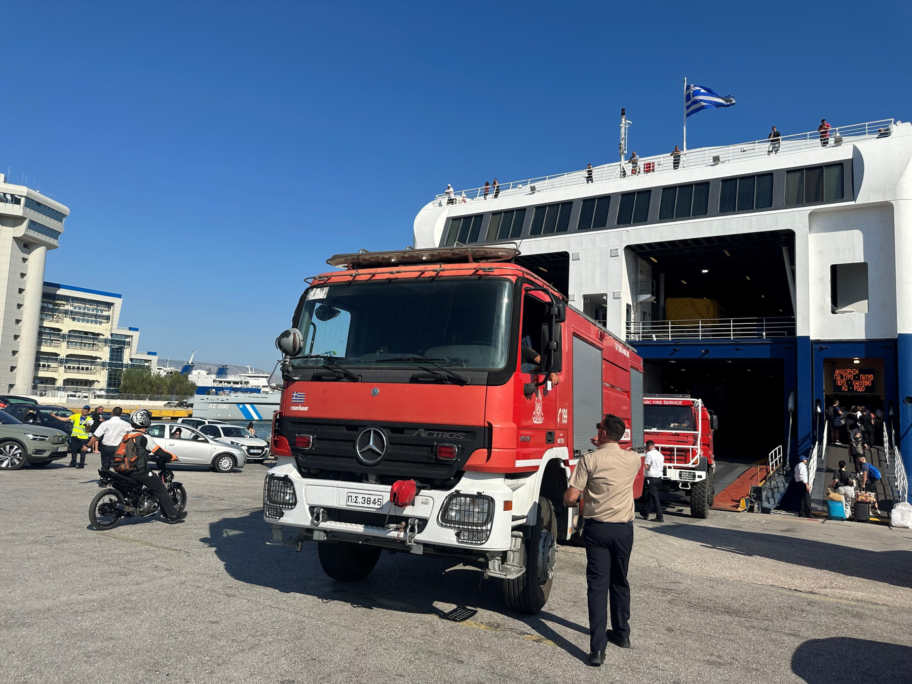 Η Attica Group στη μάχη ενάντια στις φλόγες - Ναυτικά Χρονικά