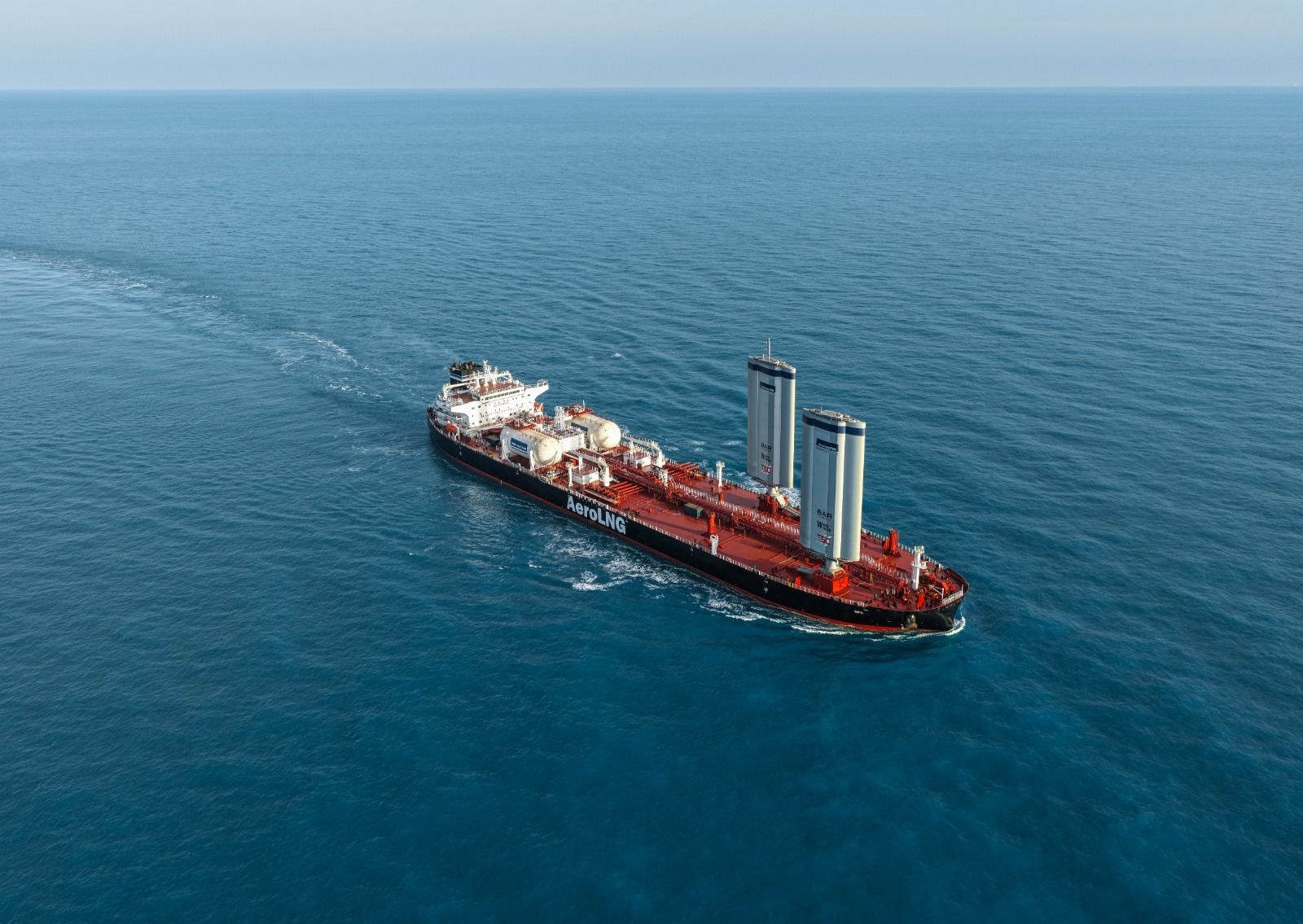 Το πλέον τεχνολογικά προηγμένο LR2 tanker στο νερό - Ναυτικά Χρονικά